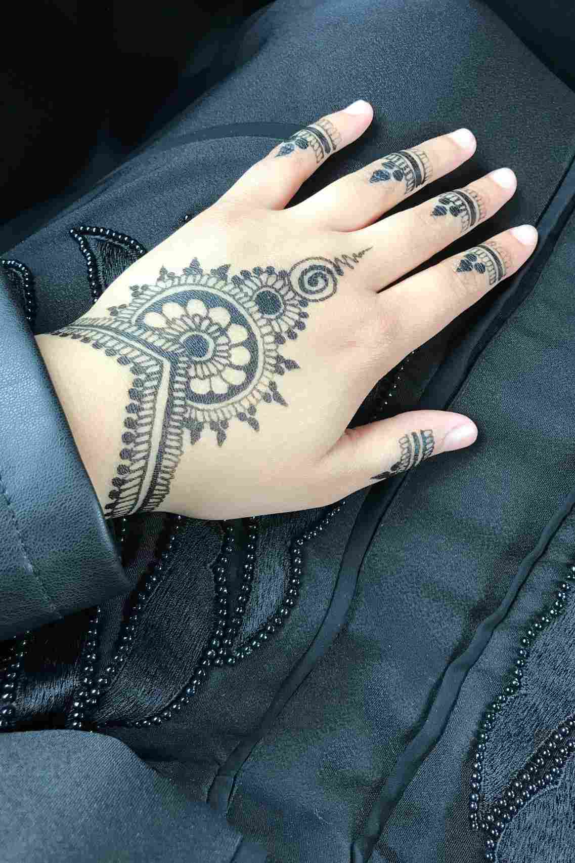 Henna By Zubaidah